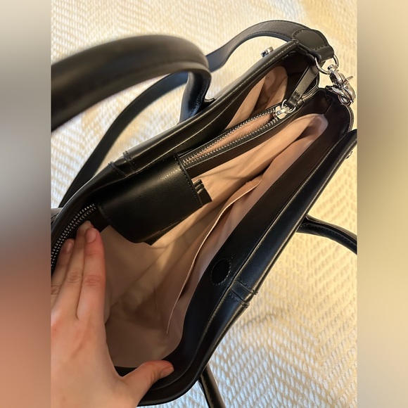 Ivanka Trump | Bags | Ivanka Trump Handbag | Poshmark